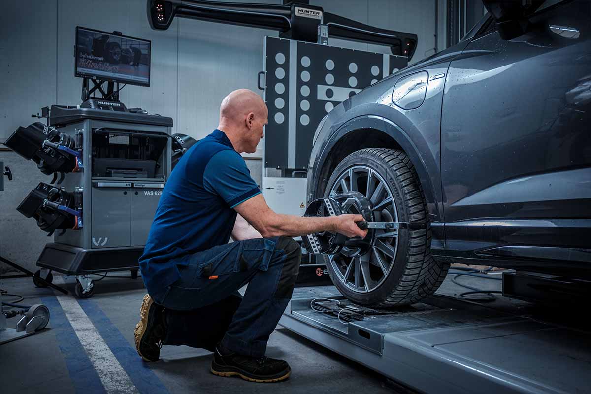 Nut en noodzaak van ADAS-Kalibratie - Den Elzen Autoschade